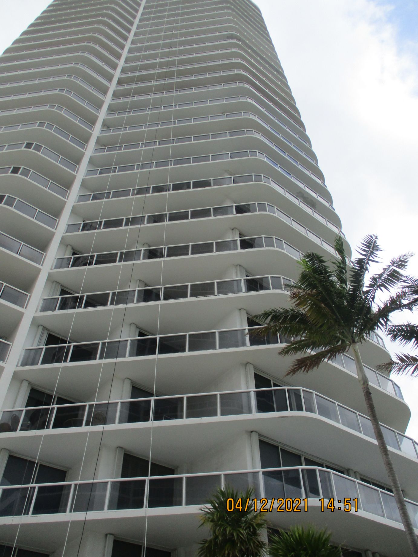 One Island Place Condominium Association - The Falcon Group